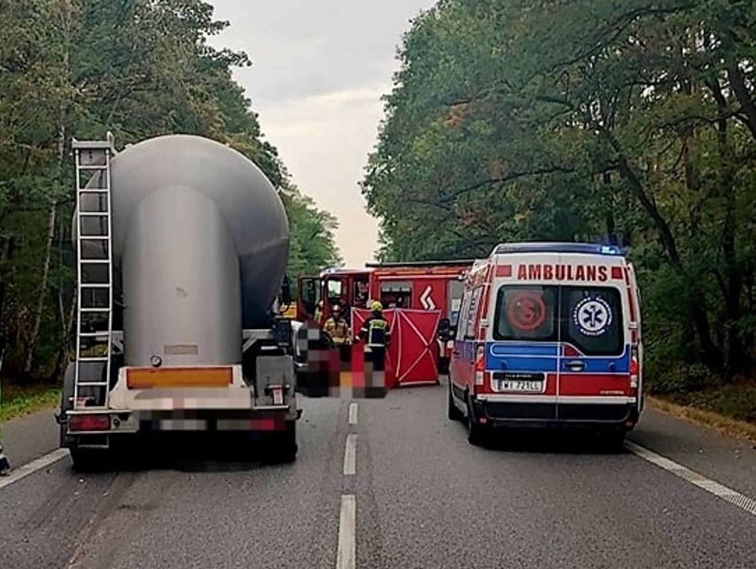 Dębówka. Wypadek na drodze krajowej nr 50 Dębówka. Wypadek na drodze krajowej nr 50